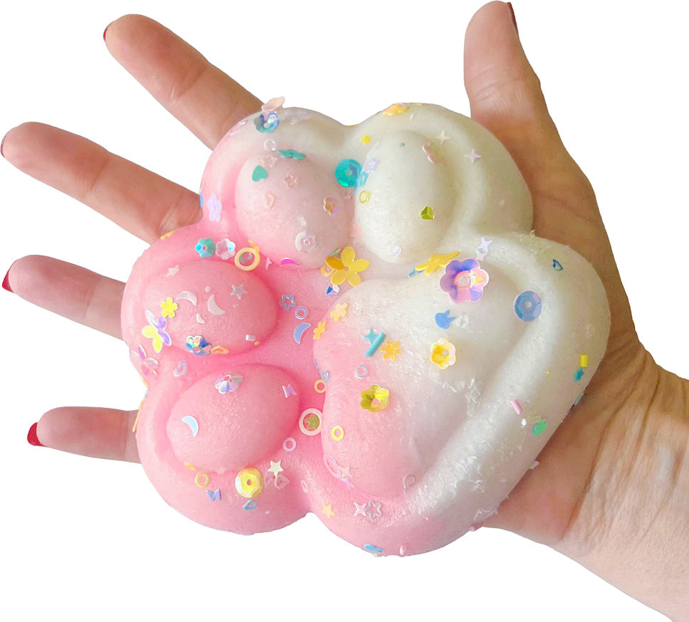 Mega Squishy Paw – Turner Toys